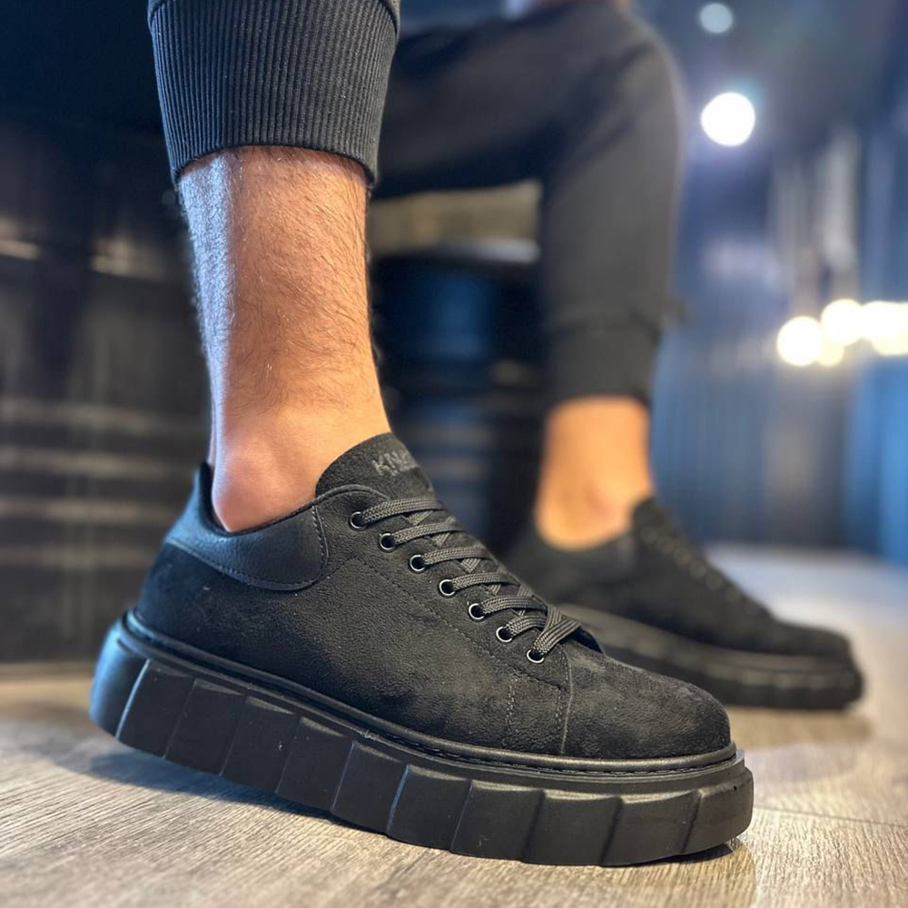 Mens Sneakers - Black Suede - 144